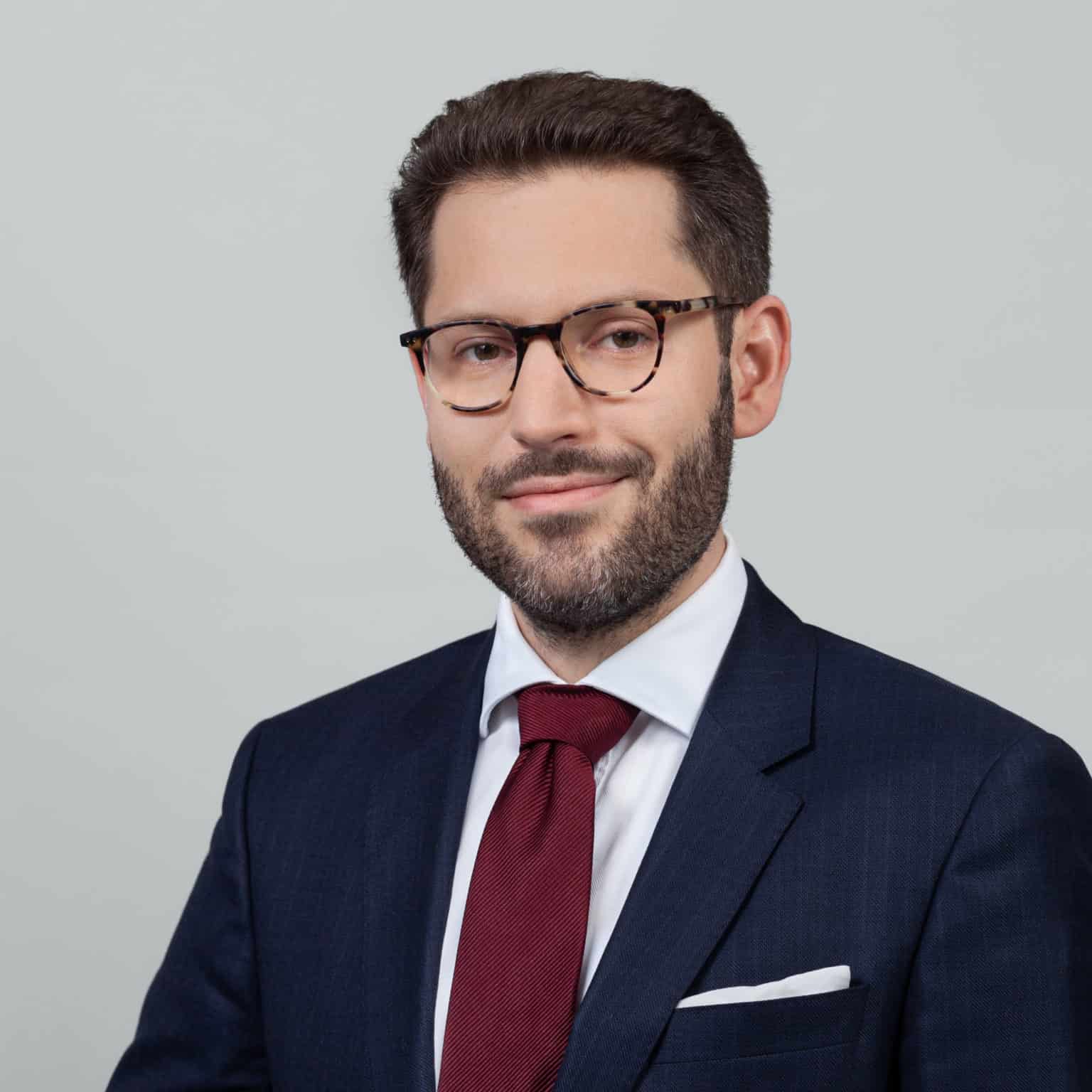 Mag. Maximilian Bell - EY Law