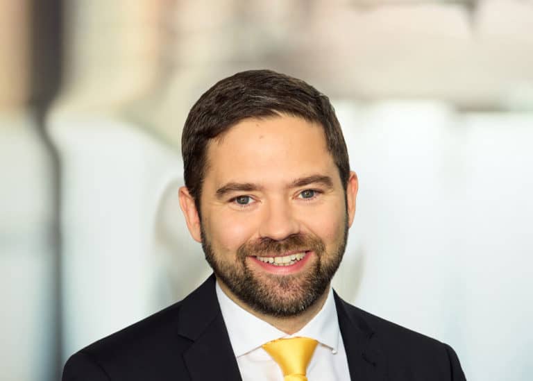 Public Law Team wächst mit Rechtsanwalt Christian Zimmer | EY Law