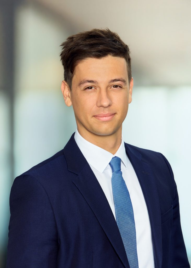 Raphael Gaiger | EY Law